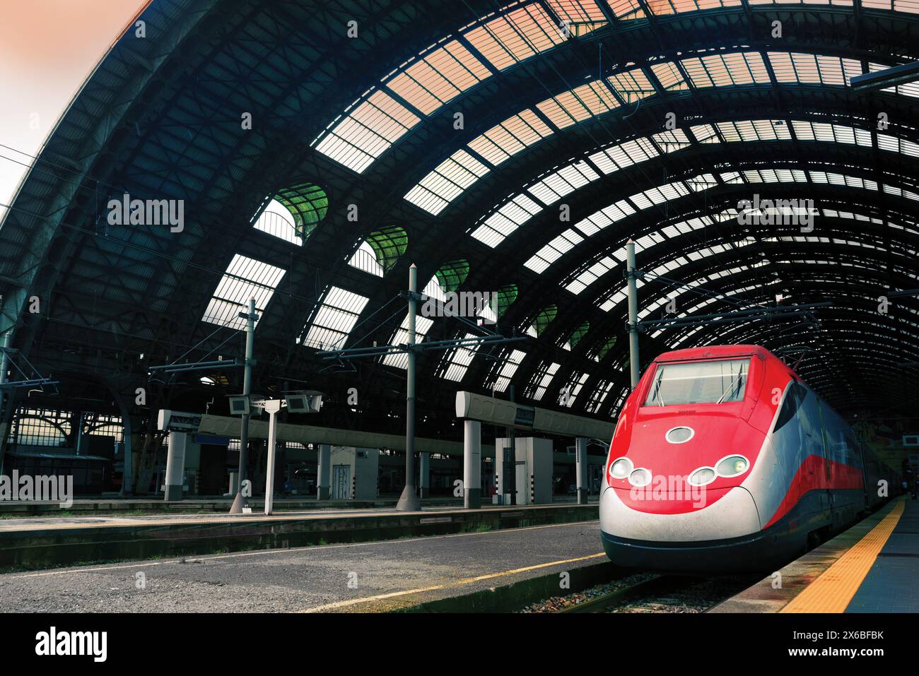 Milan railway station train hi-res stock photography and images - Alamy