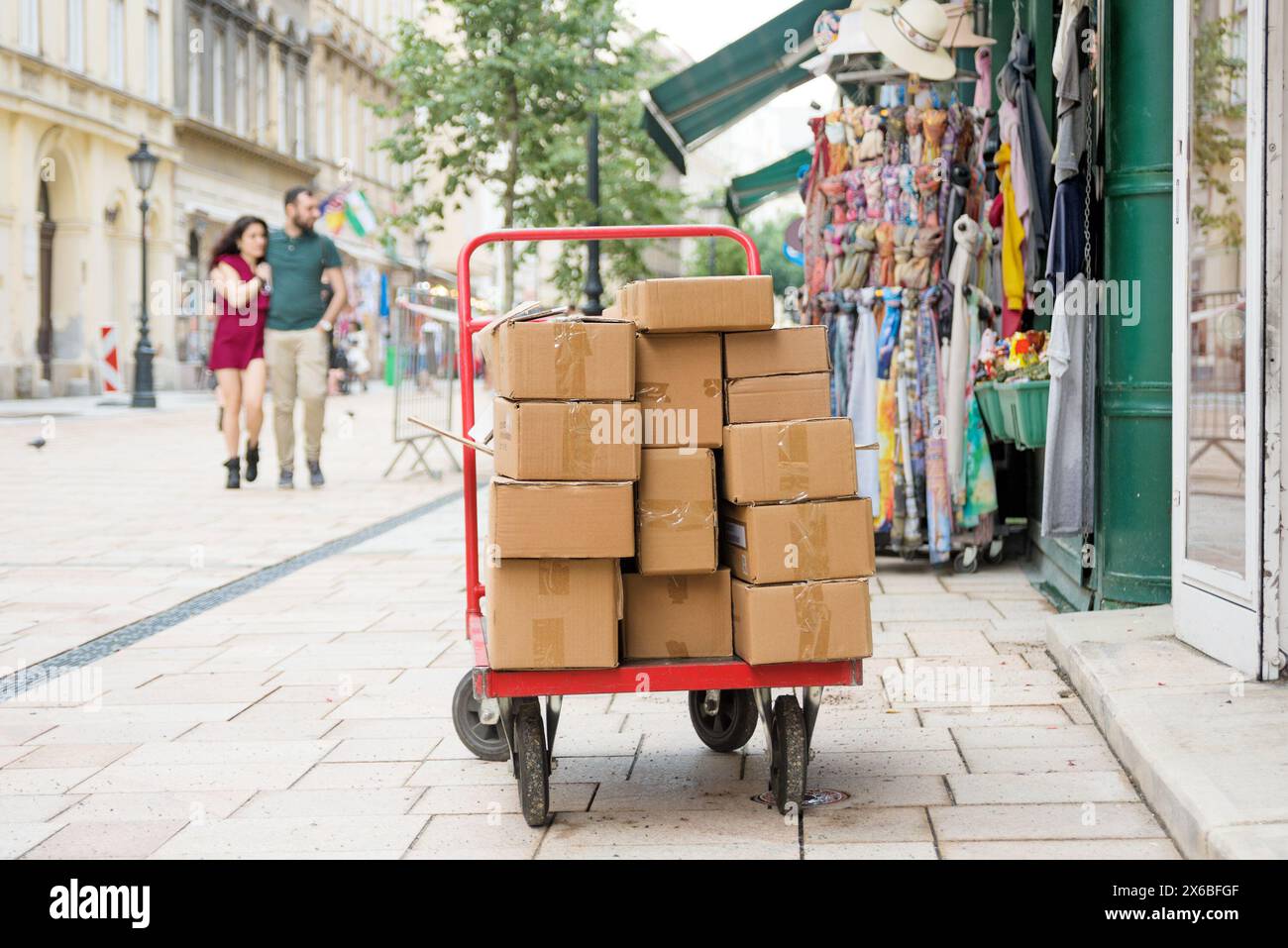 Cart of boxes hi-res stock photography and images - Alamy