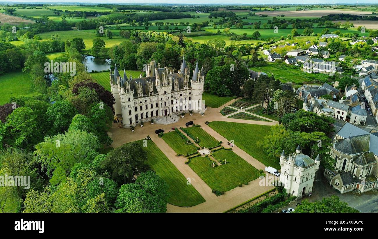 Chateau de challain hi-res stock photography and images - Alamy
