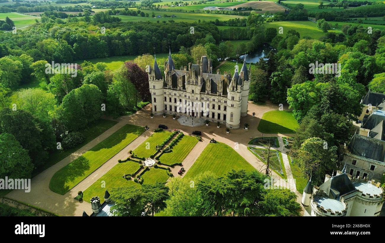 Chateau de challain hi-res stock photography and images - Alamy