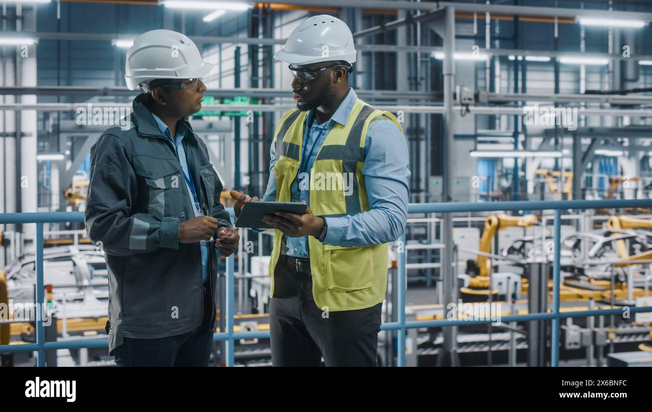 Industry 4 0 modern factory team hi-res stock photography and images ...