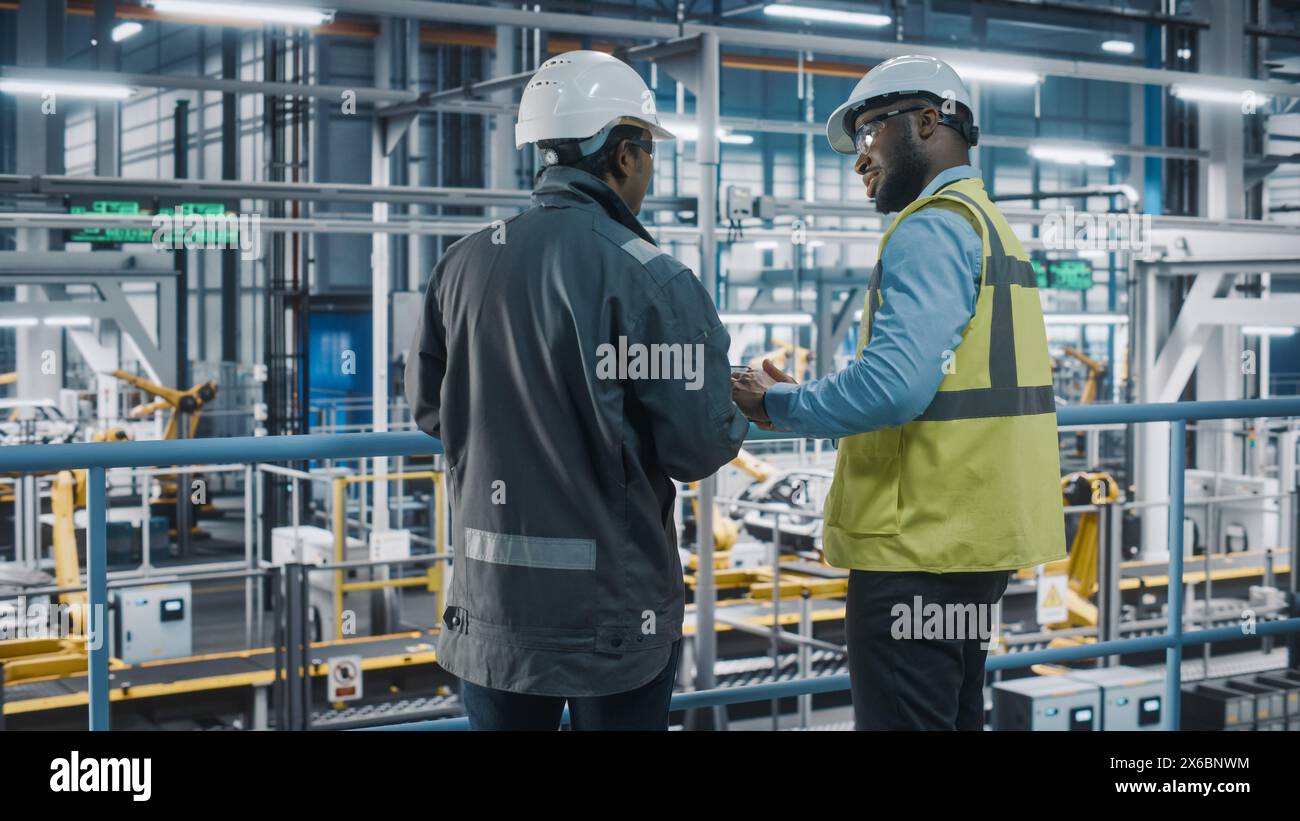 Industry 4 0 plant engineer hi-res stock photography and images - Alamy