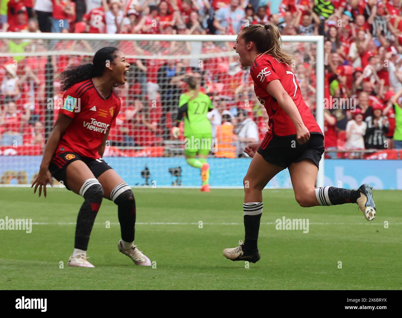 LONDON, ENGLAND - Ella Toone of Manchester United Women celebrates her ...