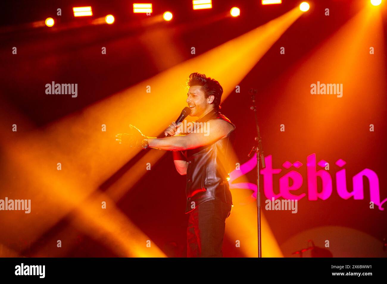 NEW DELHI, INDIA - MAY 10: Singer Stebin Ben performs during the final ...