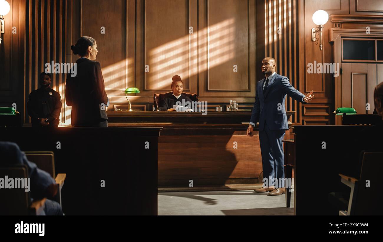 Woman advocate in courtroom hi-res stock photography and images - Alamy