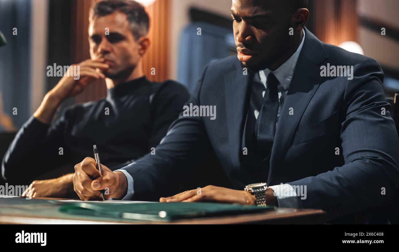 Advocate court client hi-res stock photography and images - Alamy