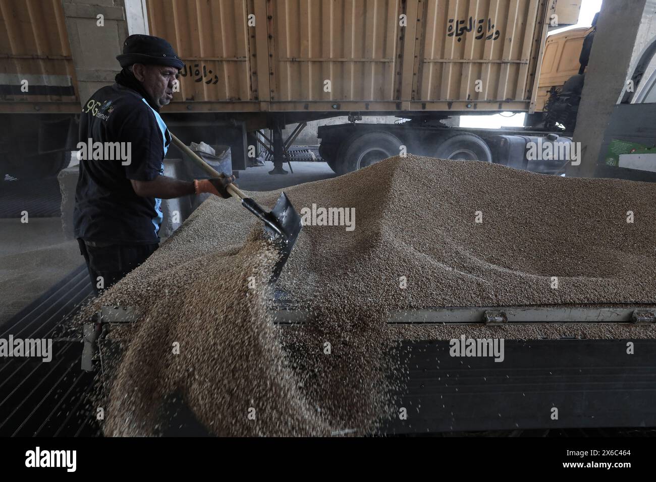 Wheat surplus hi-res stock photography and images - Alamy