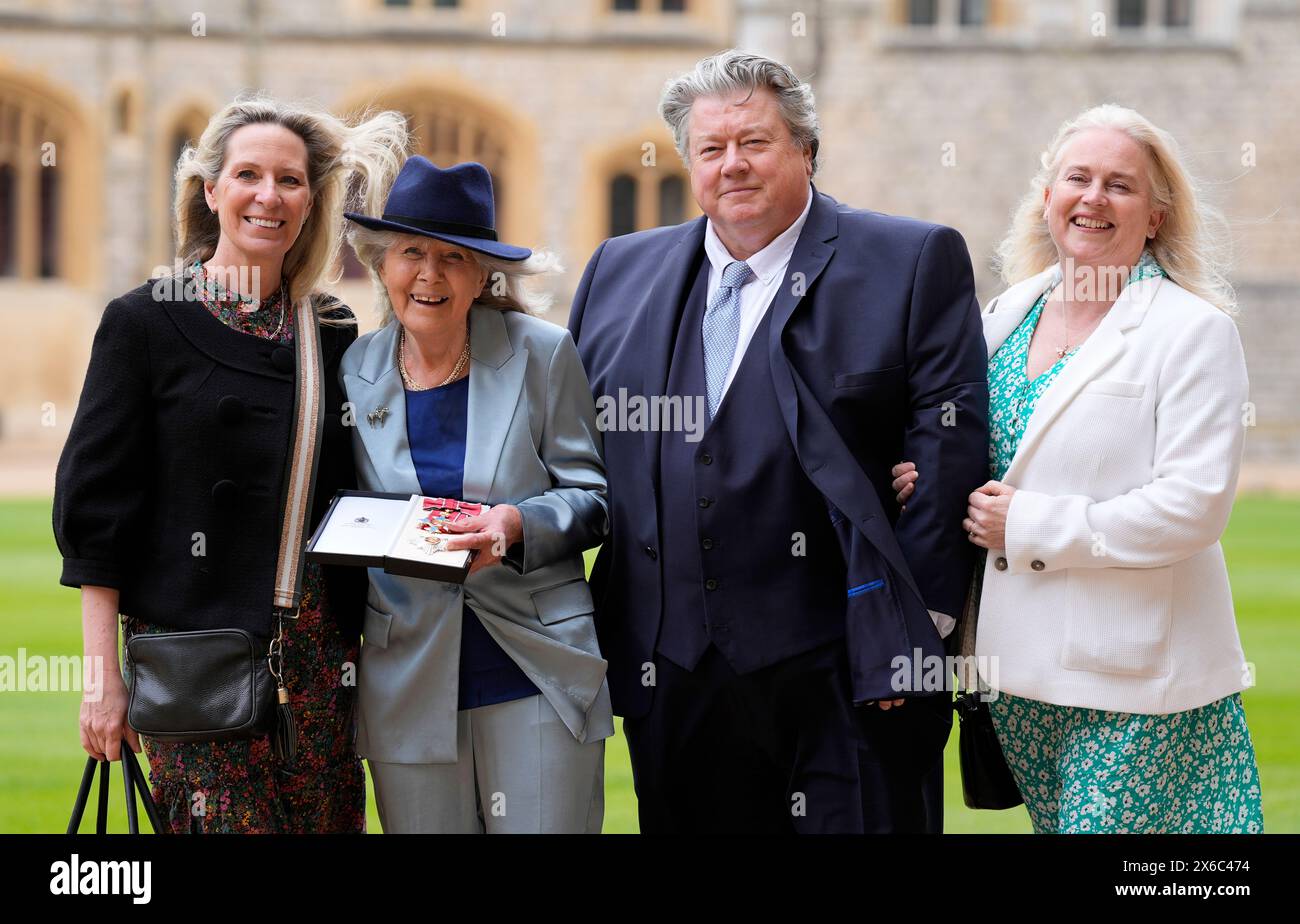 Dame Jilly Cooper (2nd left) with her daughter Emily Tarrant (left) and ...
