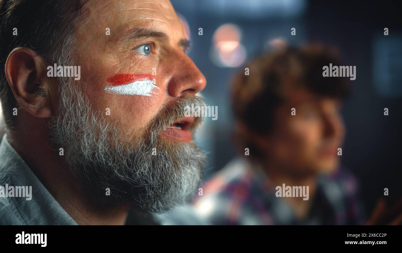 Angry hockey fan hi-res stock photography and images - Alamy