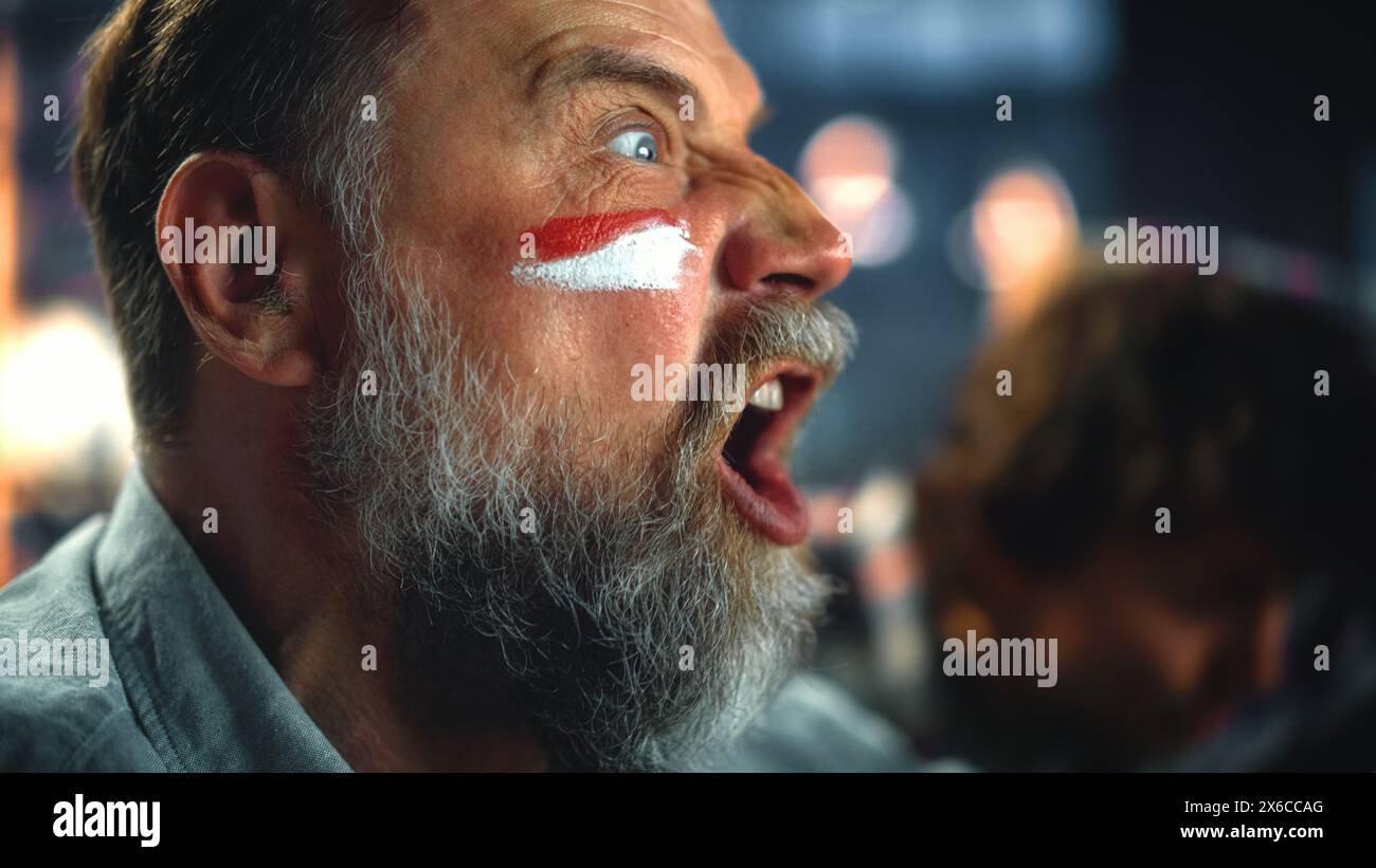 Angry hockey fan hi-res stock photography and images - Alamy