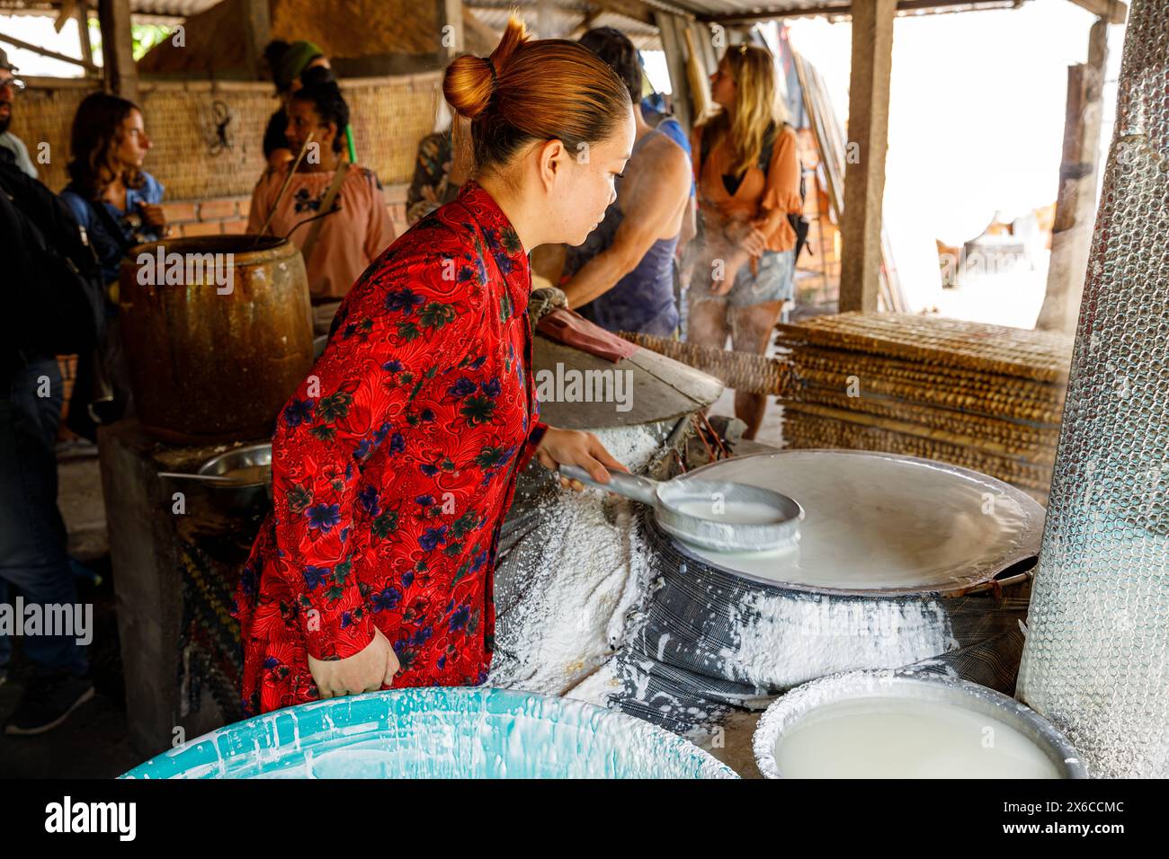Rice paper production in the Mekong Delta at Cai Rang in Vietnam Stock ...