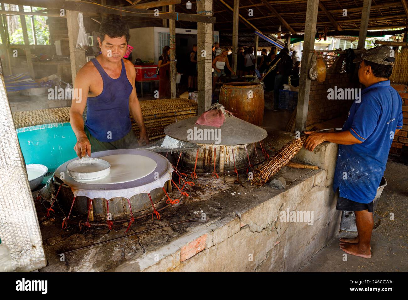 Rice paper production in the Mekong Delta at Cai Rang in Vietnam Stock ...