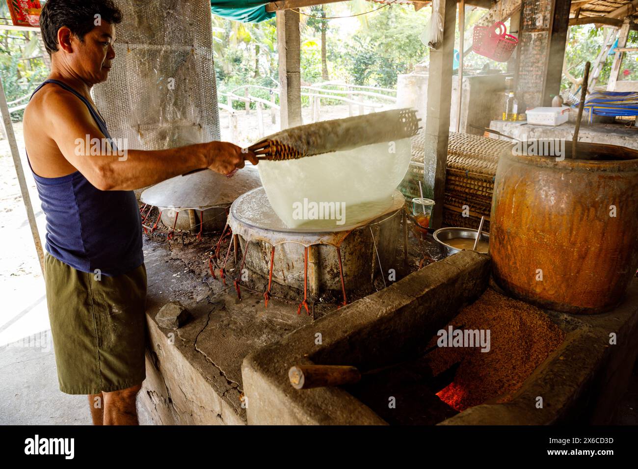 Rice paper production in the Mekong Delta at Cai Rang in Vietnam Stock ...