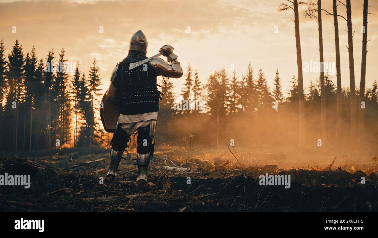 Medieval Knight Looking at Sunrise. Romantic Hero, Soldier, Warrior in ...