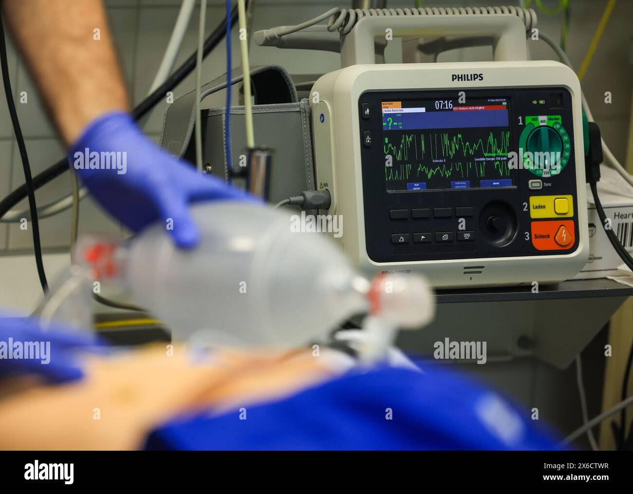 Leverkusen, Germany. 07th May, 2024. Doctors practise resuscitation in ...