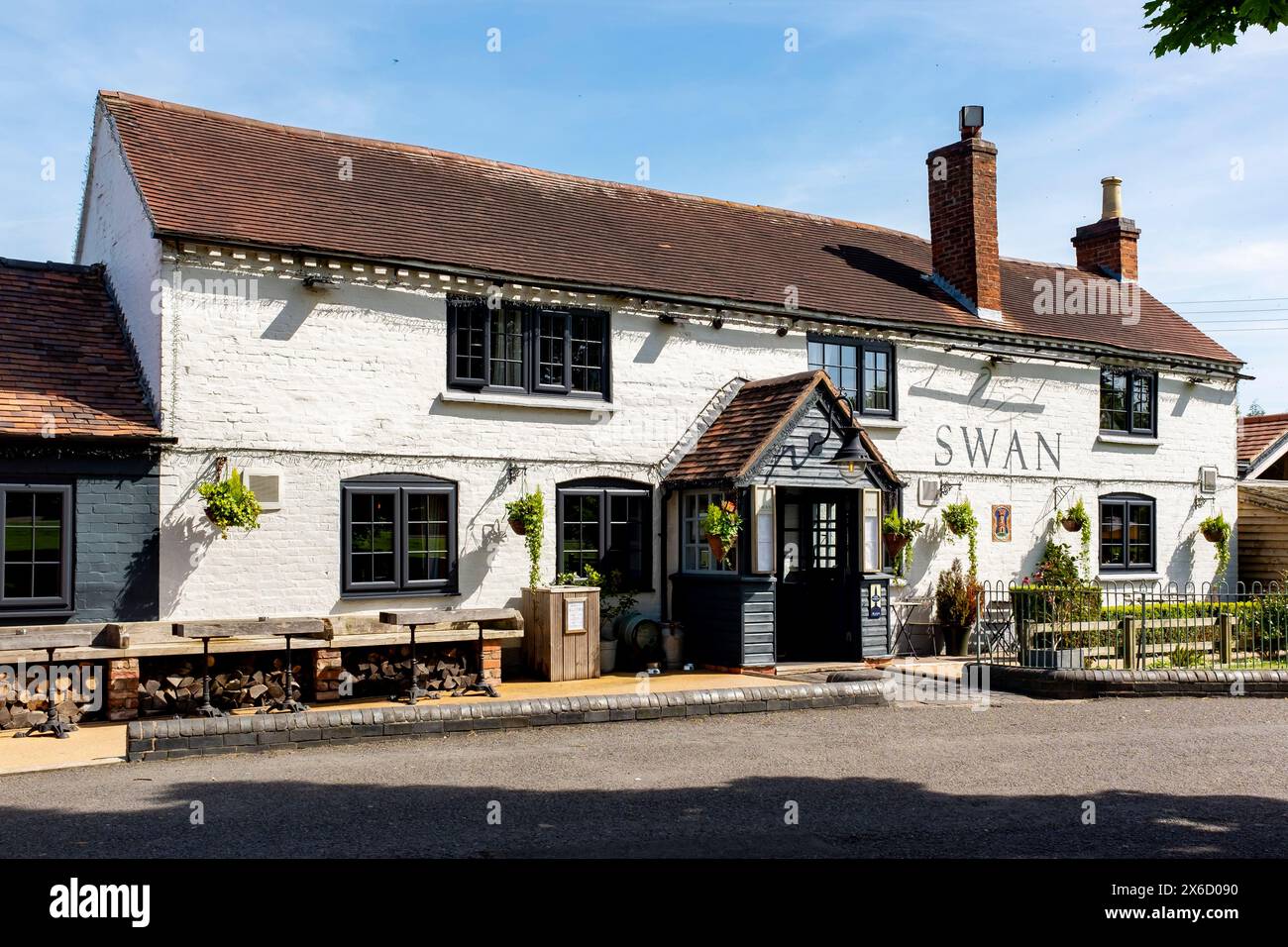 The Swan Inn, Hanley Swan, Worcestershire Stock Photo - Alamy
