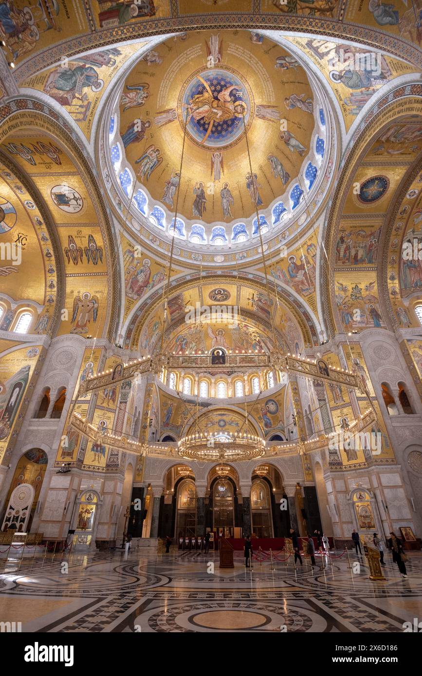 Ornate and decorative interior of St Sava church. One of the largest Orthodox churches in the ...