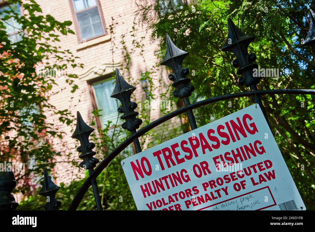 Spear like finials hi-res stock photography and images - Alamy