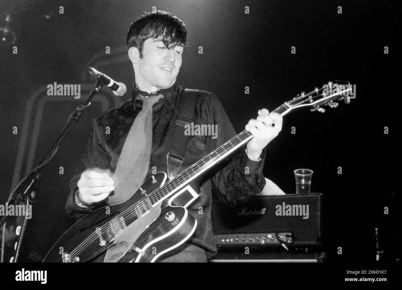 LOUIS ELIOT, RIALTO, 1998: Louis Eliot of the band Rialto playing live ...