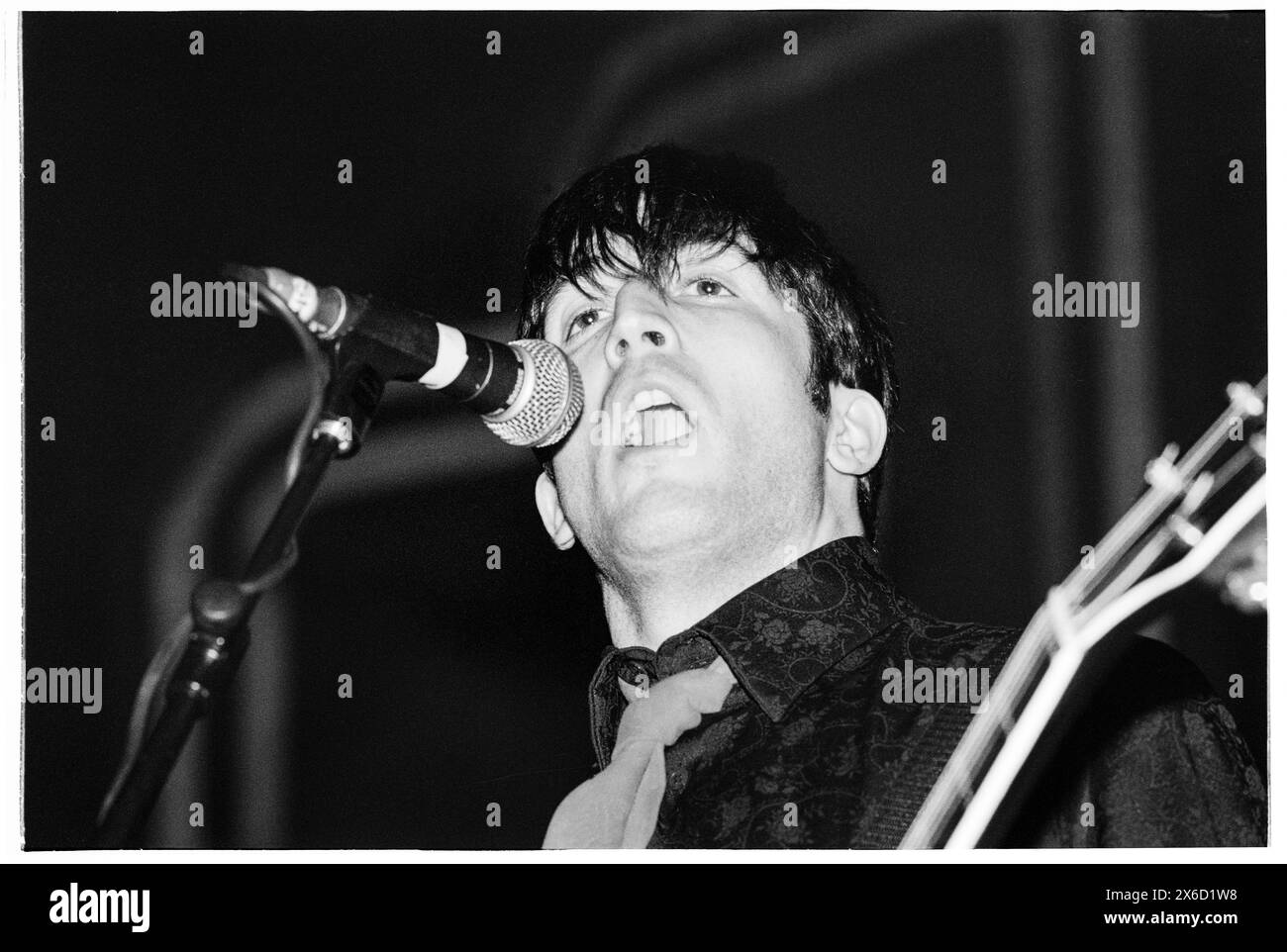 LOUIS ELIOT, RIALTO, 1998: Louis Eliot of the band Rialto playing live ...