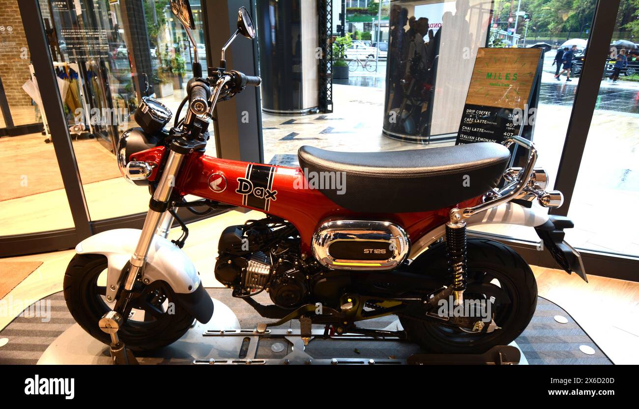Honda factory Tokyo bikes bike motorbike brand new in the showroom ...