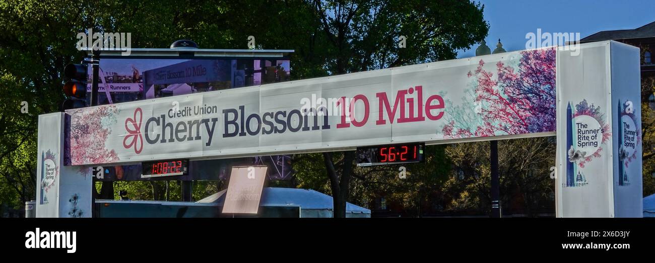 Sign for the Cherry Blossom 10 Mile Run in Washington, DC Stock Photo ...