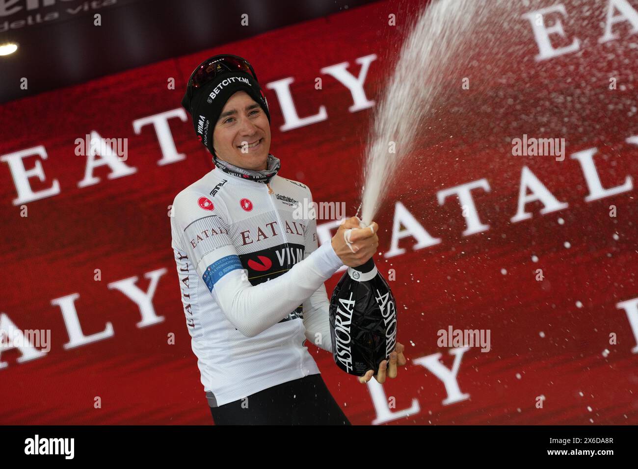 Cusano Mutri, Italia. 14th May, 2024. Uijtdebroeks Cian (Team Visma ...