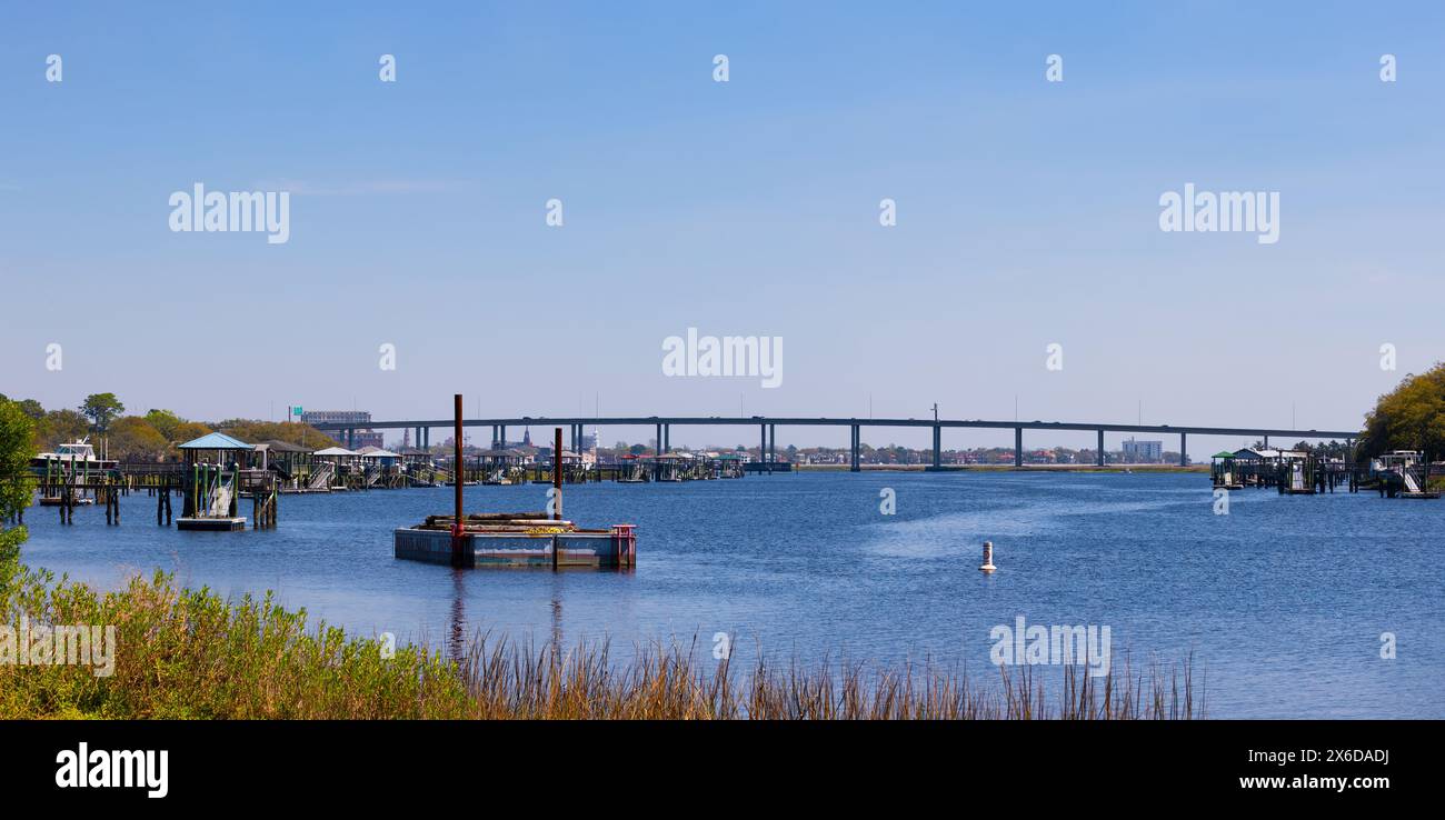 View of the Cooper river which is part of the Charleston Harbor in ...