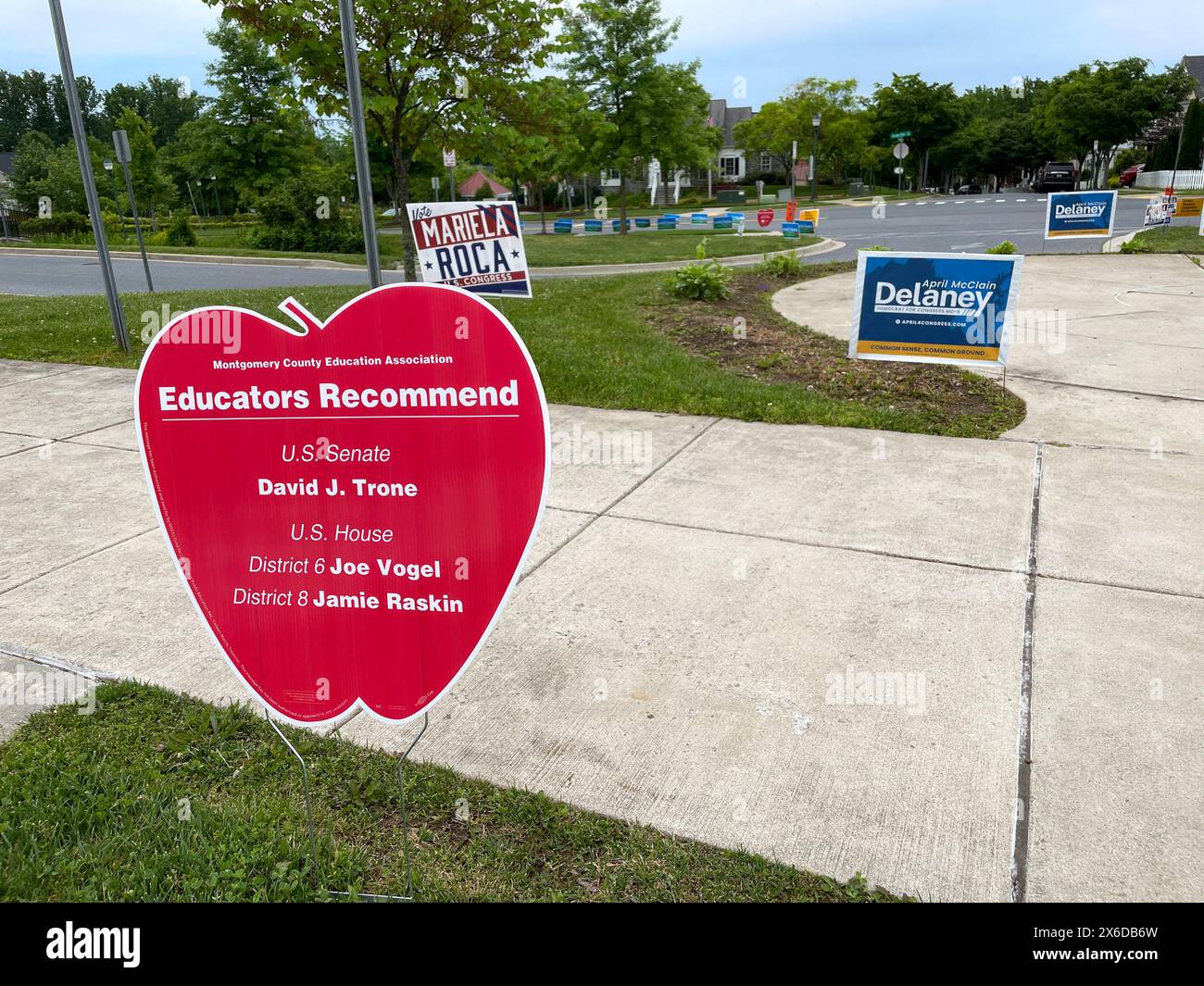 Clarksburg, Maryland, USA. 14th May, 2024. Campaign signs line the ...