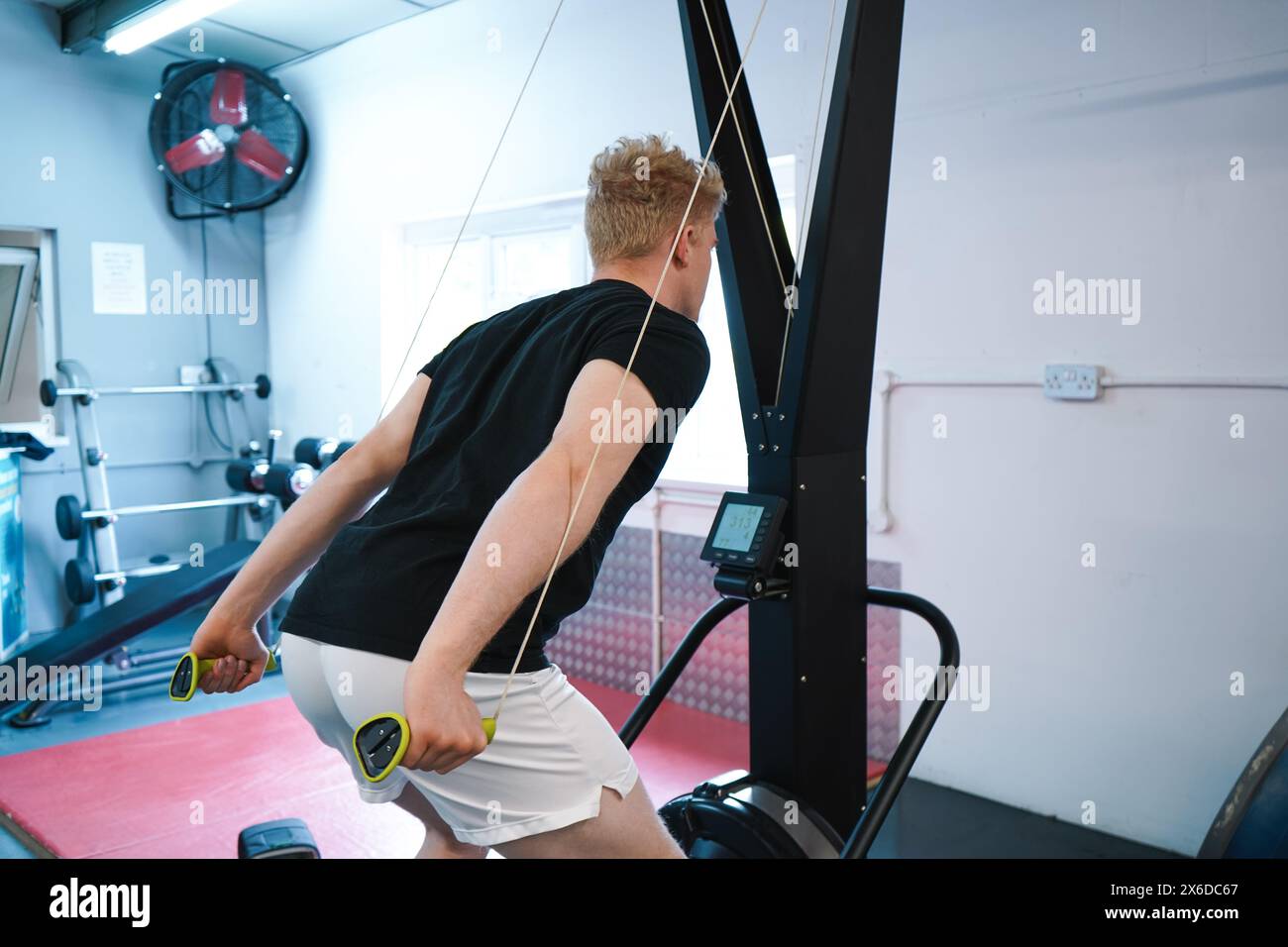 Ski erg machine hi-res stock photography and images - Alamy