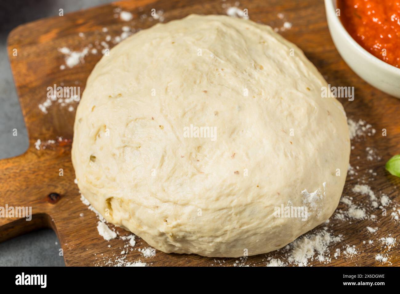 Round White PIzza Dough with Flour Ready to Bake Stock Photo - Alamy