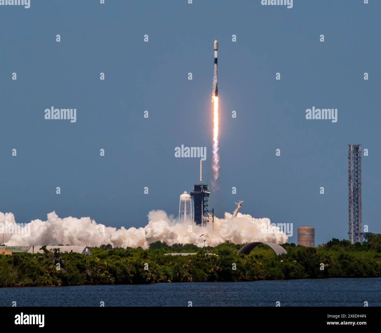 Cape Canaveral, United States of America. 08 May, 2024. A SpaceX Falcon ...