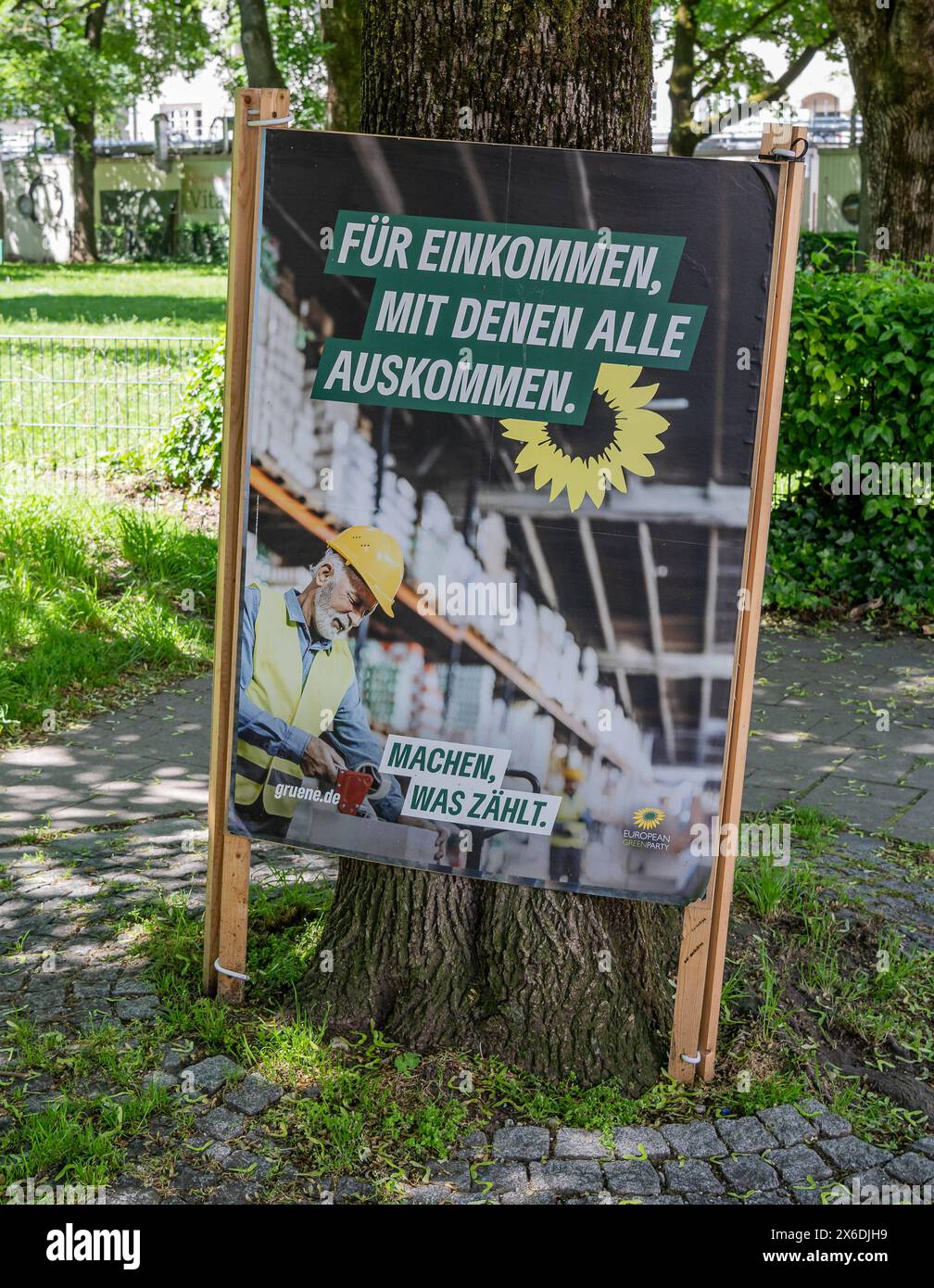 Muenchen GER, Themenbild, Wahlplakate zur Europawahl in Deutschland ...