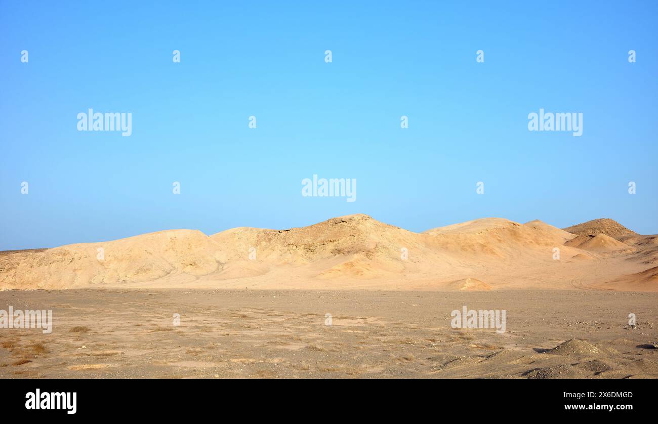 Egypt desert landscape with a blue sky Stock Photo - Alamy