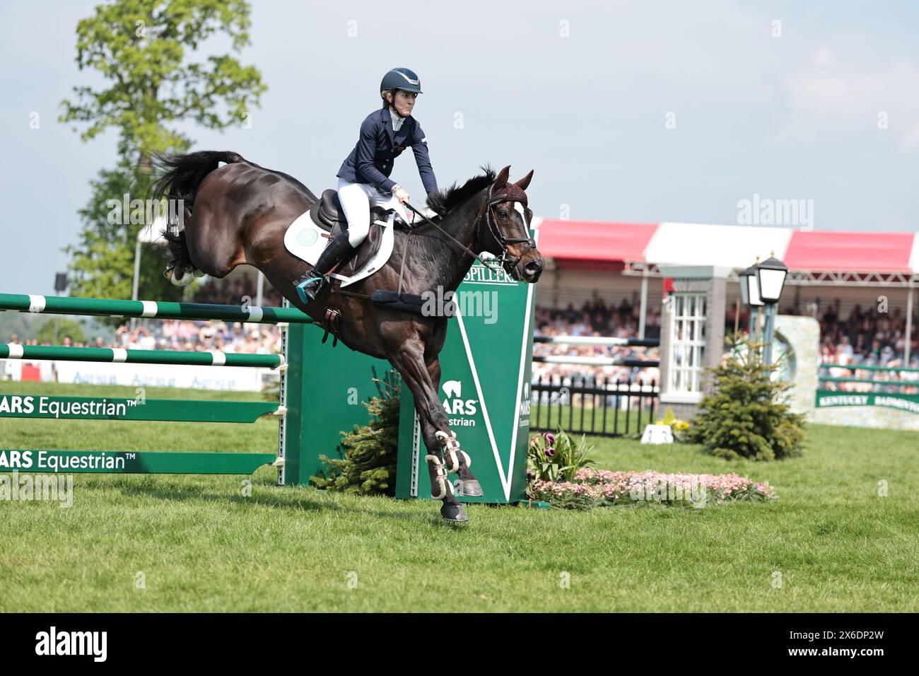 Helen Bates of Great Britain with Carpe Diem during showjumping at ...