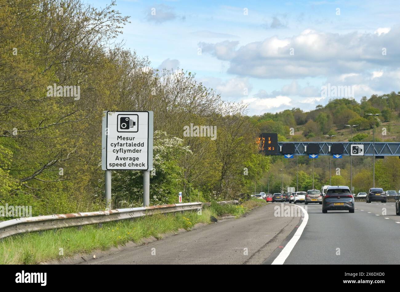 Newport, Wales, UK - 28 April 2024: Speed camera symbol on a sign ...