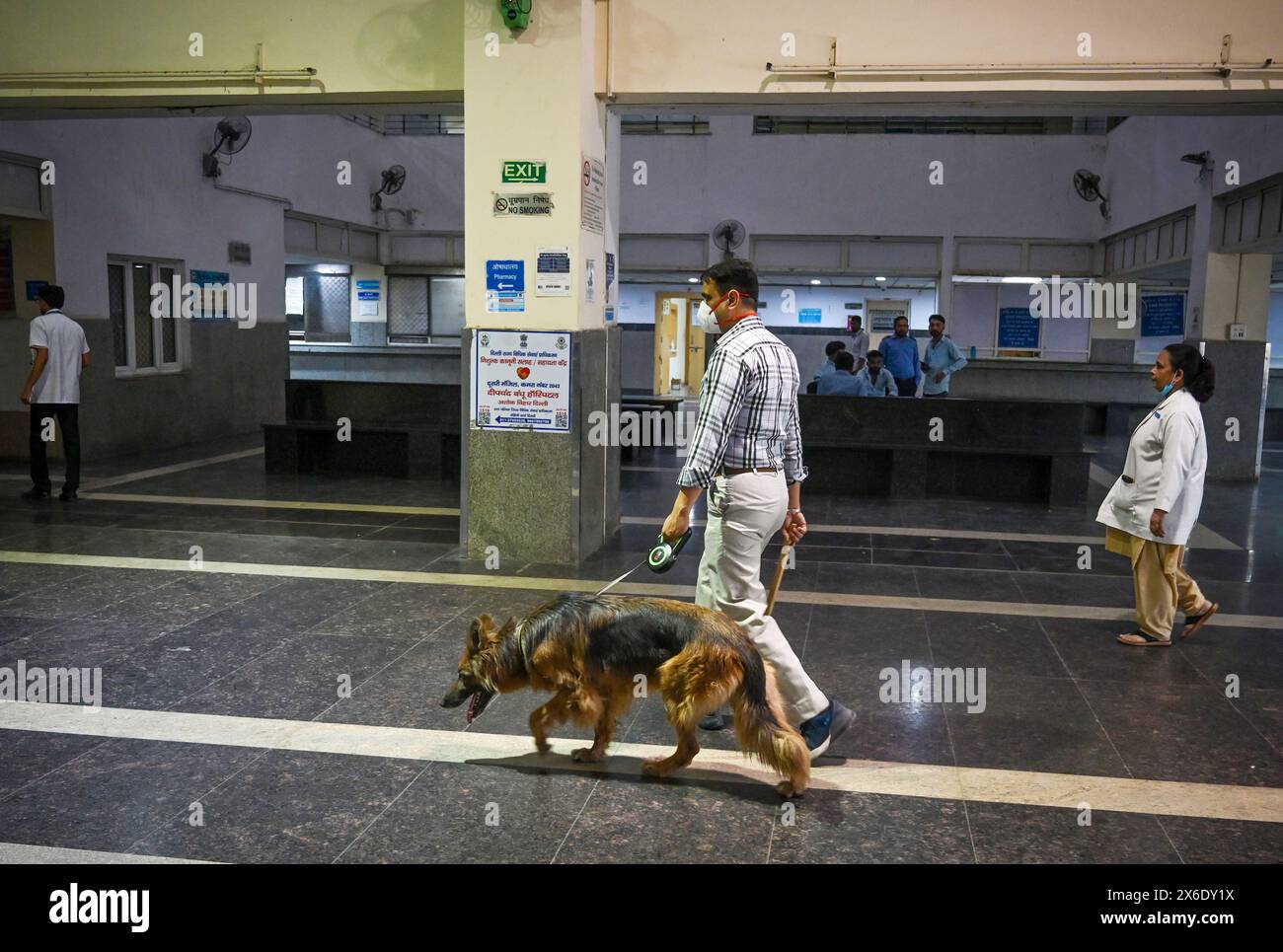 NEW DELHI, INDIA - MAY 14: Bomb Squad from Delhi Police carries out ...