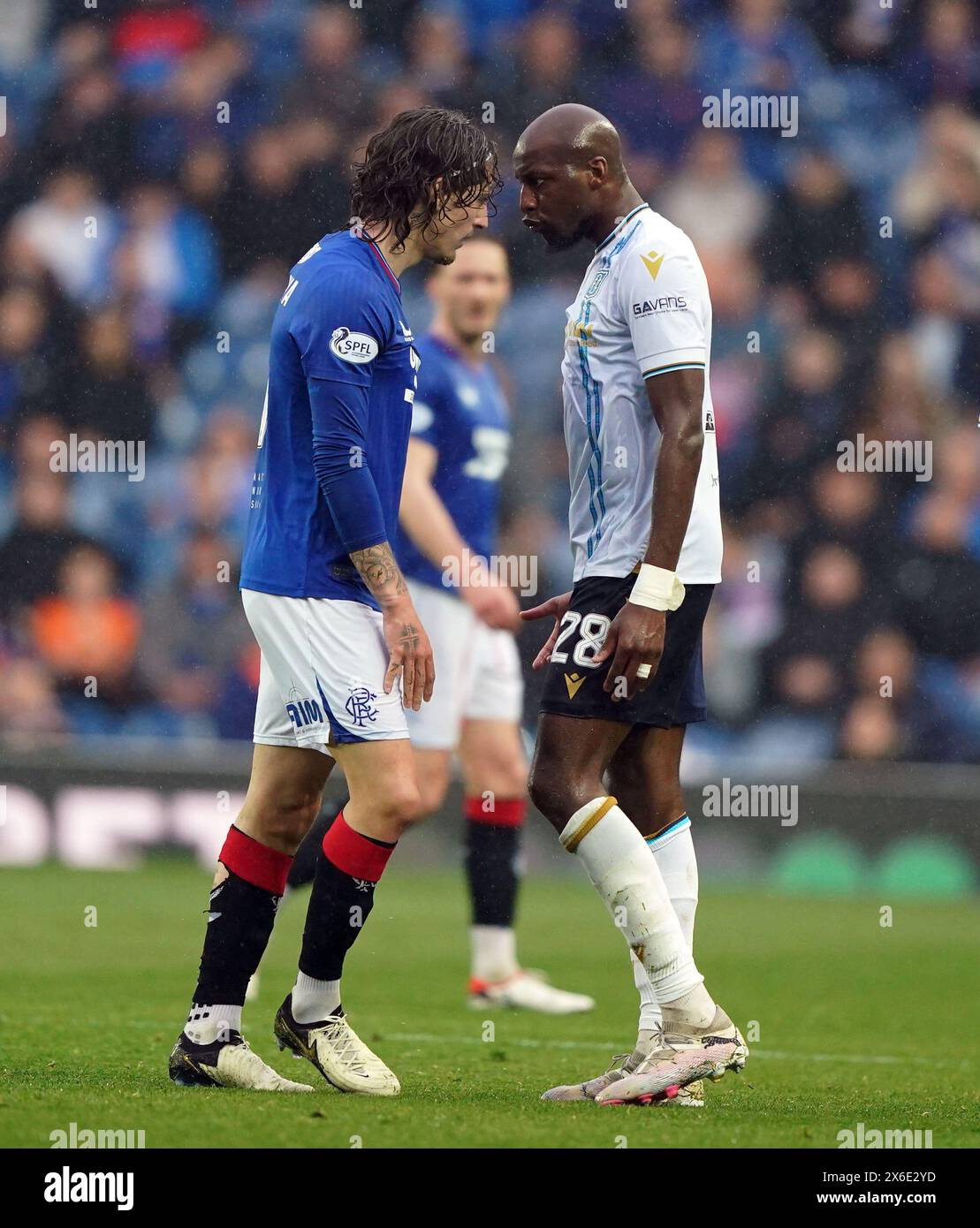 Rangers' Fabio Silva and Dundee's Mohamed Sylla during the cinch ...