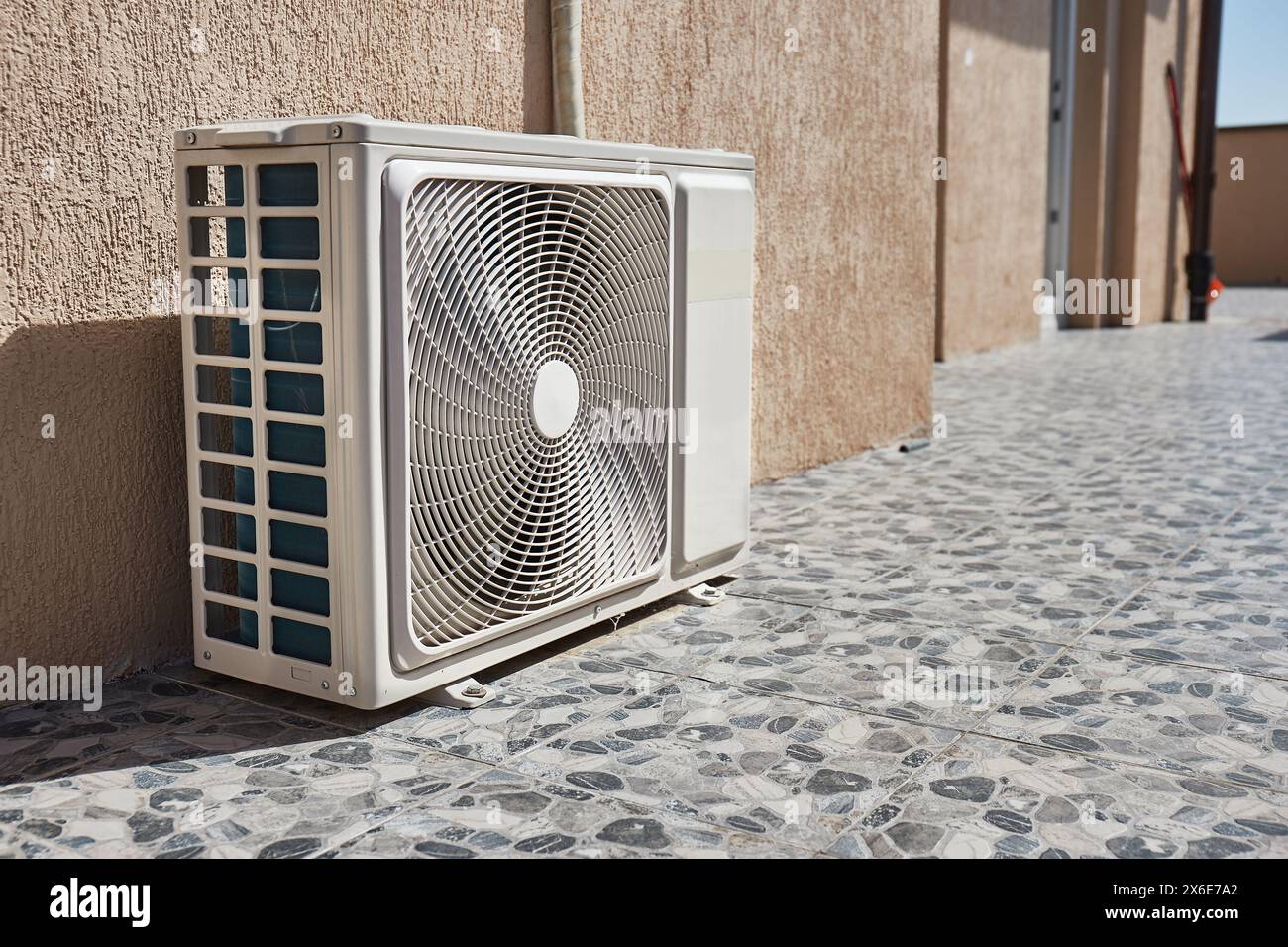 Air-conditioner exterior unit Stock Photo - Alamy