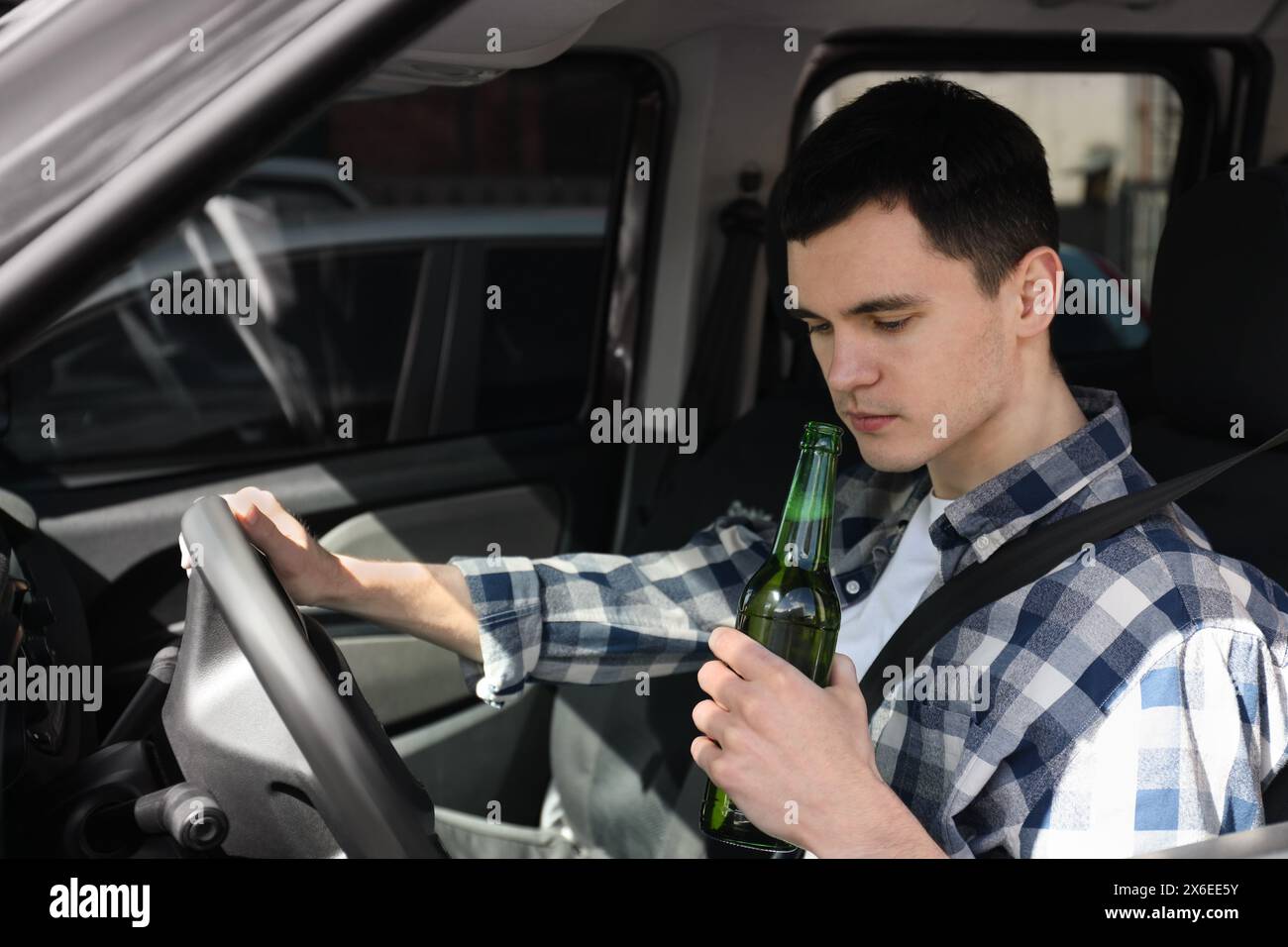 Drive sober drunk driving warning hi-res stock photography and images ...