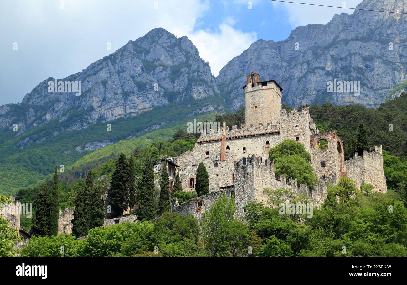 Italiano alpen hi-res stock photography and images - Alamy