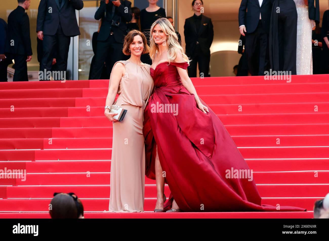 Laura Branik und Heidi Klum bei der Opening Ceremony mit der Premiere ...