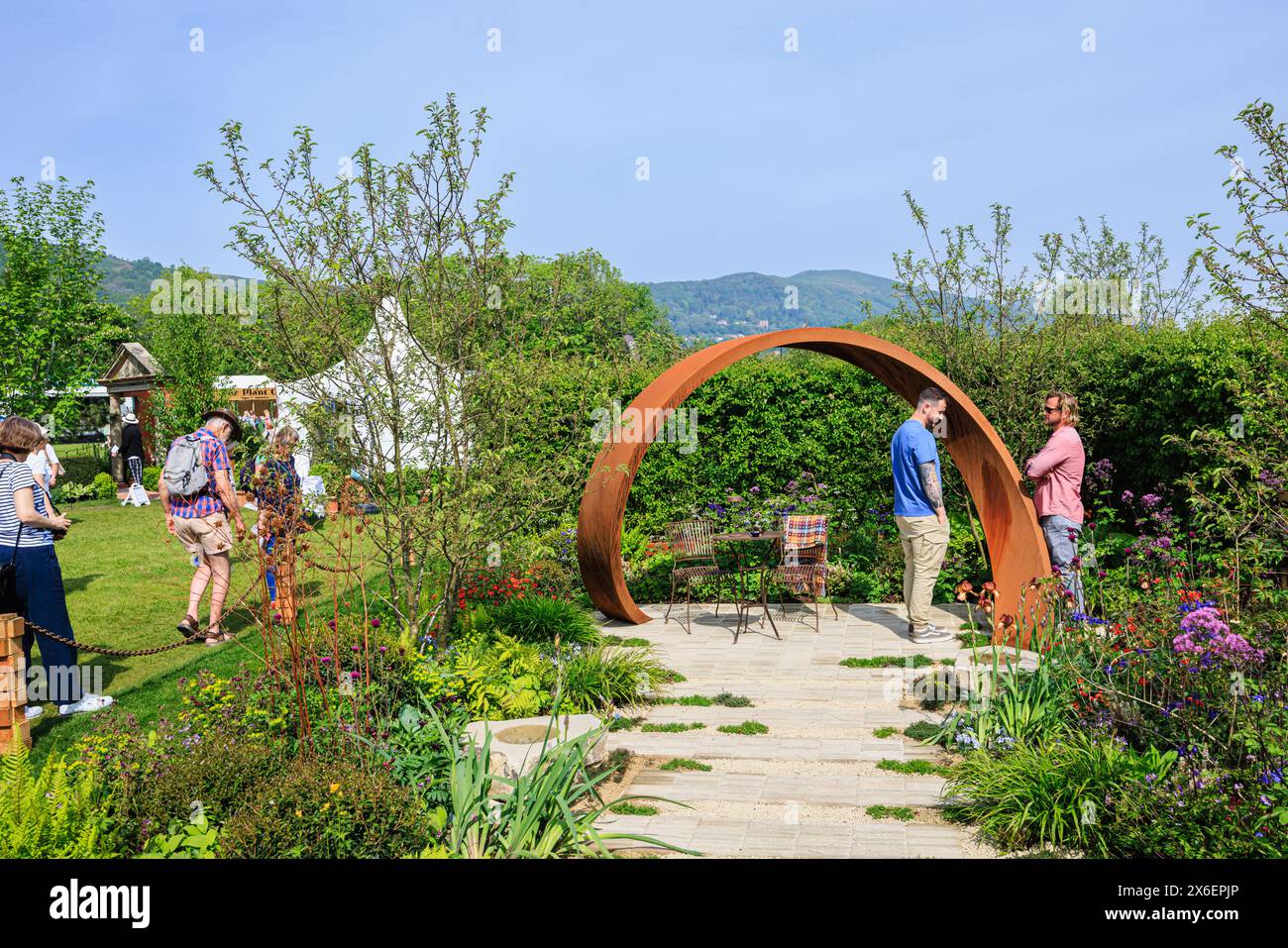 It doesnt have to cost the earth hi-res stock photography and images ...