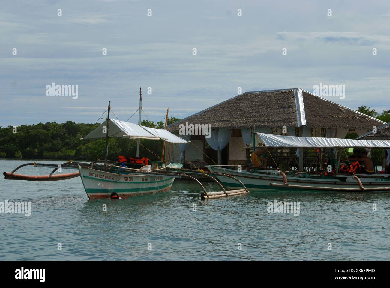 Floating Restaurant, Piagao Islands, Province of Guimaras, Philippines ...