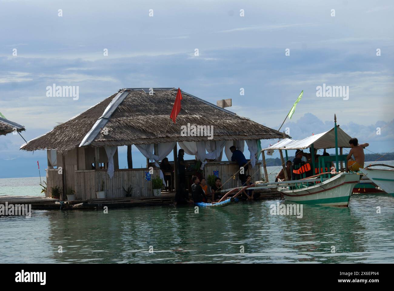 Floating Restaurant, Piagao Islands, Province of Guimaras, Philippines ...