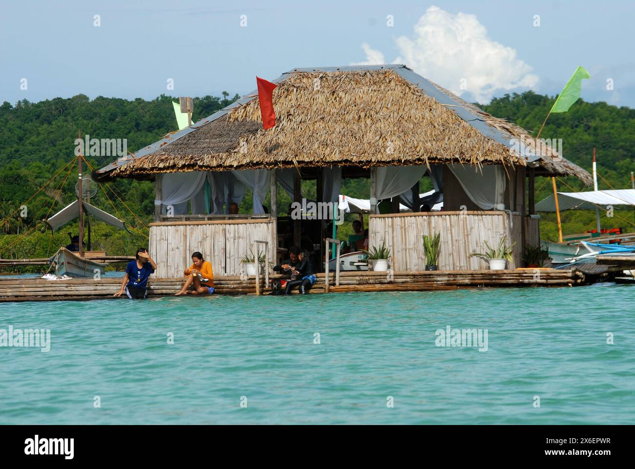 Floating Restaurant, Piagao Islands, Province of Guimaras, Philippines ...