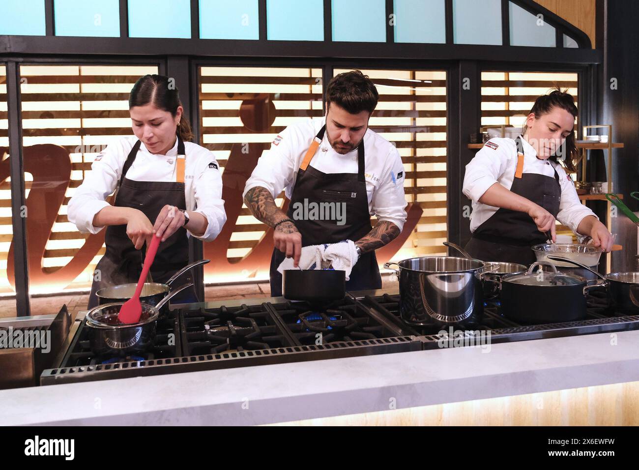 TOP CHEF, from left: Laura Ozyilmaz, Kevin D'Andrea, Savannah Miller ...