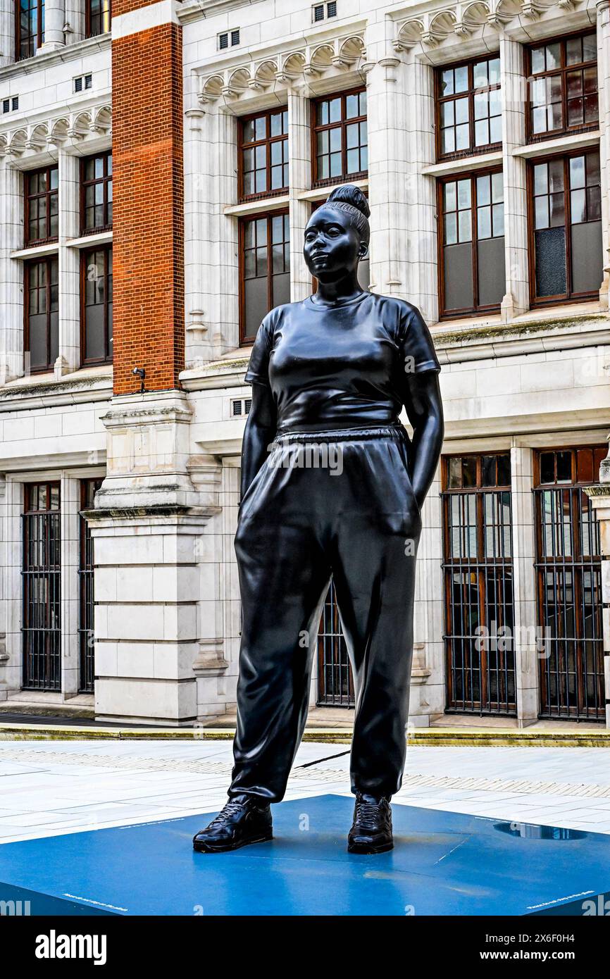 Moments Contained sculpture by Thomas J Price, Victoria and Albert ...