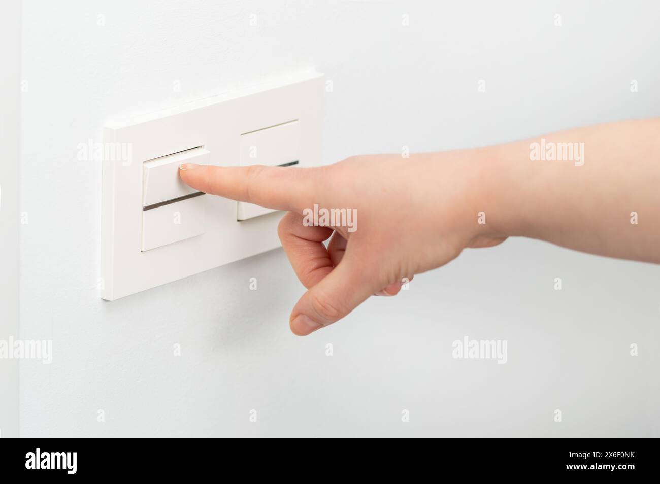 Hand pushing plate hi-res stock photography and images - Alamy