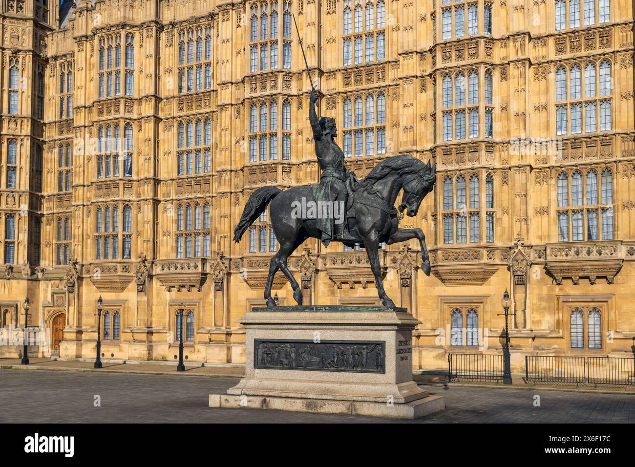 Statue of Richard I of England, Houses of Parliament, London, Monday ...